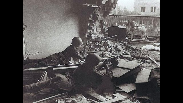 Максим Толстопятов. Герои-люди
