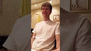 Глупцы смеются надо Мной, когда Я прихожу в материальный мир в облике человека.Бхагавад-гита (9.11)