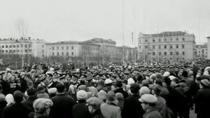 1971 год. Тюмень. День Победы. У вечного огня