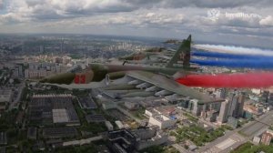 Парад Победы на Красной площади завершился пролётом авиации