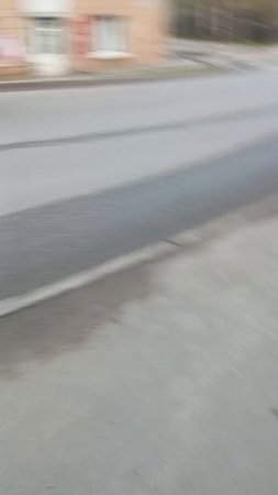 Жители старенькой двухэтажки в Завокзальном рано утром проснулись от страшного грохота