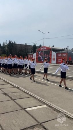 Парад Победы МЧС России в Биробиджане