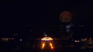 Праздничный двойной салют 9 мая в Нижнем Новгороде