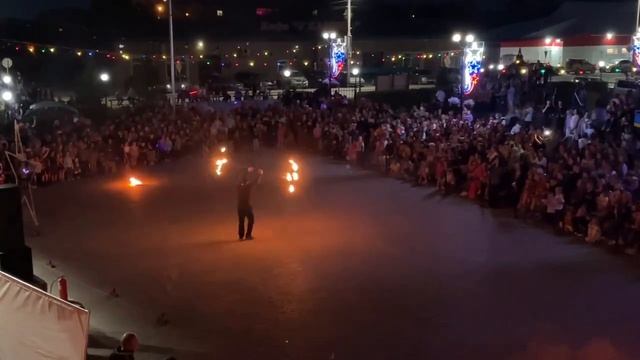 Фаер-шоу от студии танца "Сияние" (МЭЦ,с.Верх-Тула, 09.05.25 г.) (Вид сверху)