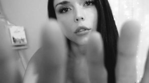 HeatheredEffect ASMR // Ухо к уху Успокаивает и напевает Вам перед сном