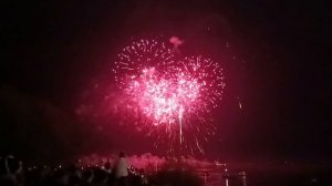 Невероятный праздничный салют в Томске 9 мая 2025