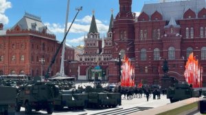 Закулисье Парада. Что происходит за пределами Красной площади в первые минуты Парада 9 мая 2025