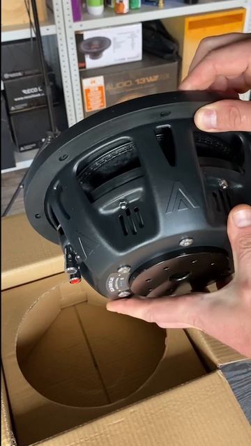 Aspect GLW-10d2 FLAT - Распаковка отечественного сабвуфера