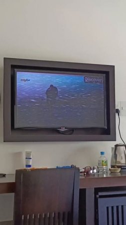 Так показывает телек в номере. отель Edele, Начанг