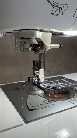 Автоматическая заправка нити в машинке Brother innov-is f410 #sew
