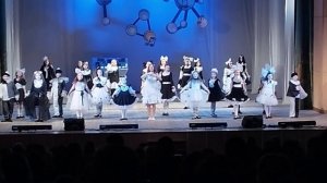 Мир кукол. Исполняет коллектив " Юный ведущий"