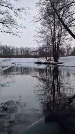 сезон открыт Плаваем на лодках в марте #рыбалка #река #?