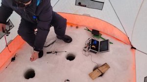 Рыбалка на Кольском Полуострове. Ловим окуня на озере