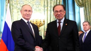 Путин и Премьер-министр Малайзии обсудили укрепление торгово-экономических отношений между странами