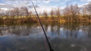 Зимняя рыбалка на канале в городе. Закрытие сезона. Видеодневник сомятника.