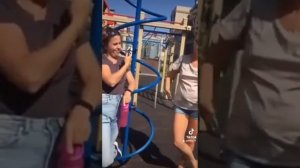 В Питере женщина решила выгнать детей-инвалидов с дет?