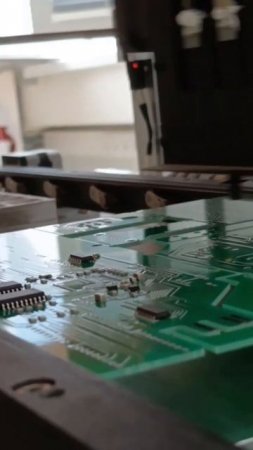 приятно смотреть как кто то работает