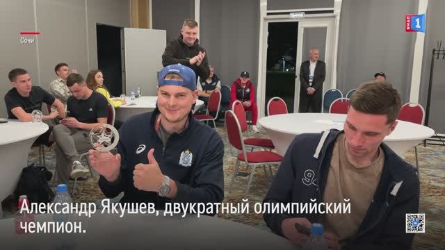 Салехардский хоккеист Виктор Трарбах вступил в «Клуб Сергея Макарова»