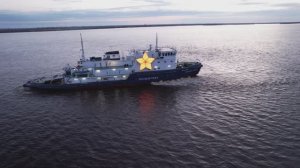 Ледокол «Капитан Чадаев» принял участие в акции «Река памяти» к 80-летию Победы