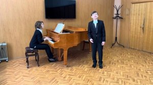 «On the Grasshopper and Cricket”, муз. А.Ицкович/сл.John Keats. Солист Алексей Розов (12 лет)