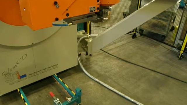 Гибка на трубогибе Silver2  SMI (Италия)