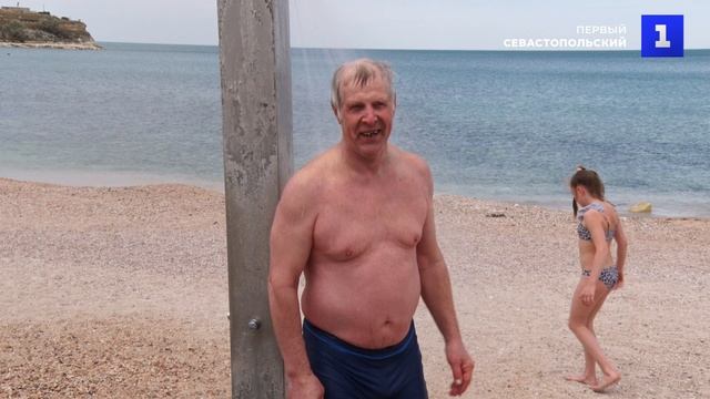 Пляж «Солнечный» в Севастополе готовят к курортному сезону