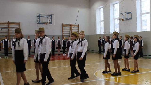 5 класс  "Смотр строя и песни"  2022г.  ЧОУ СОШ КРИСТАЛЛ г. Сызрань