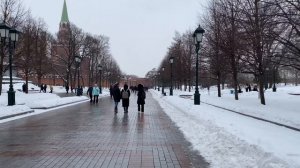 🌨️🔥 Русская зима в разгаре - как выглядит Александровский сад в снегу?