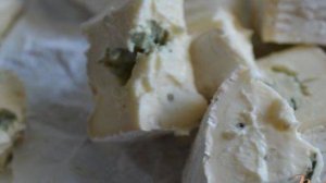 Мясные шарики в сырно-тыквенном соусе