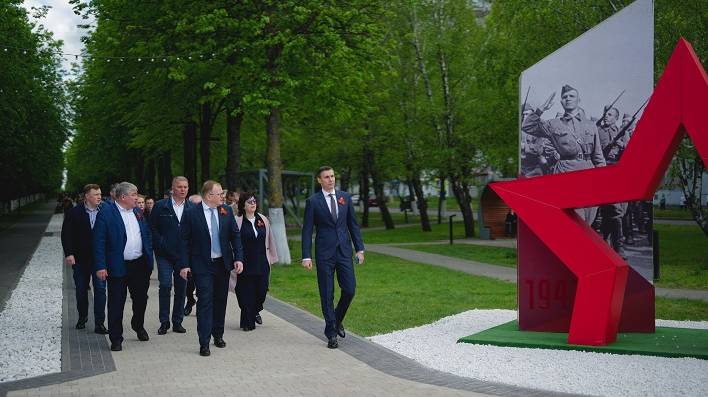 Руководство Металлоинвеста оценило общественные пространства Железногорска после реконструкции