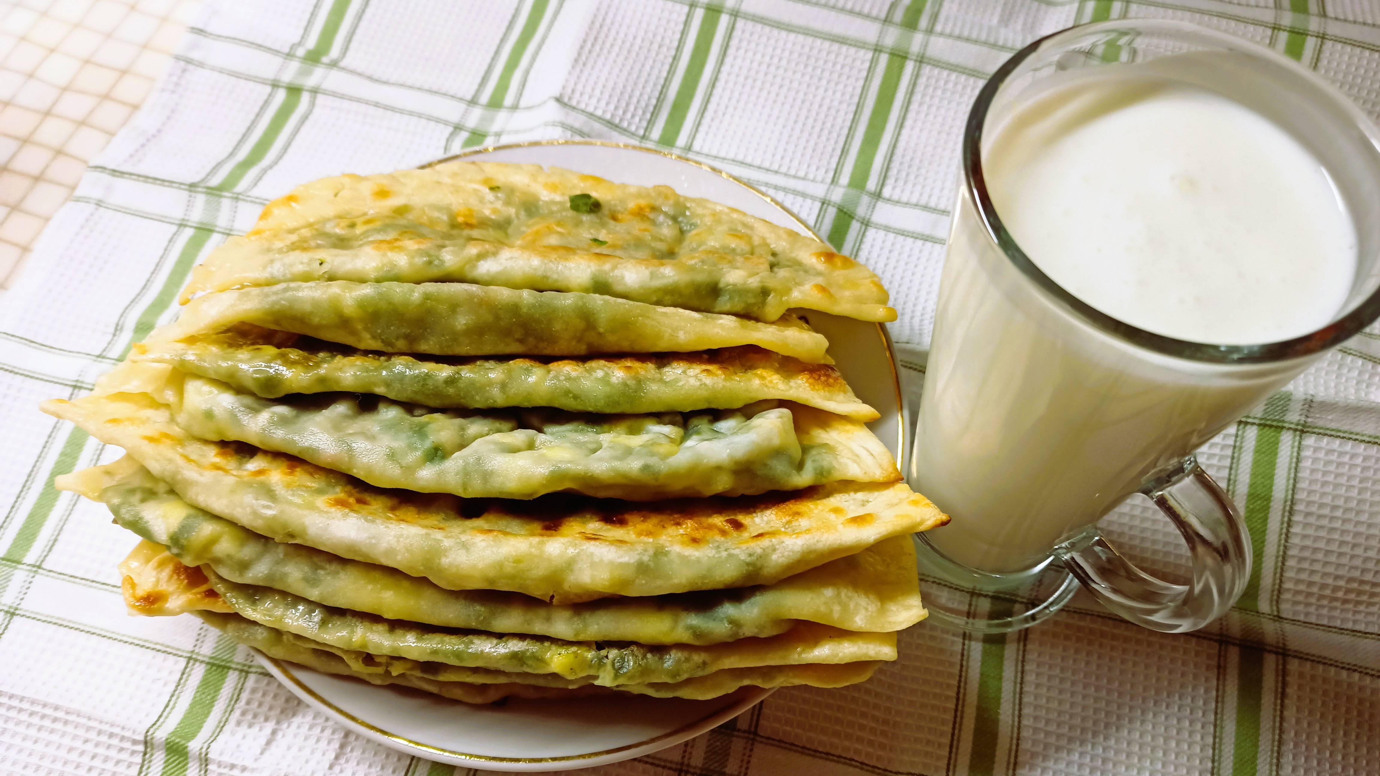 Чуду с Зеленью на тонком тесте Вкуснее чебуреков.Сочно,витаминно со Шпинатом и Ботвой Свеклы.