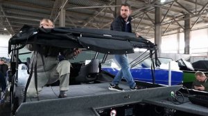 Выдача рестайлинговой лодки Aluma Storm 577 в синей расцветке
