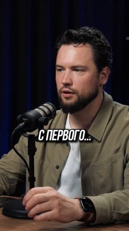 Мигрантам отключают телефоны