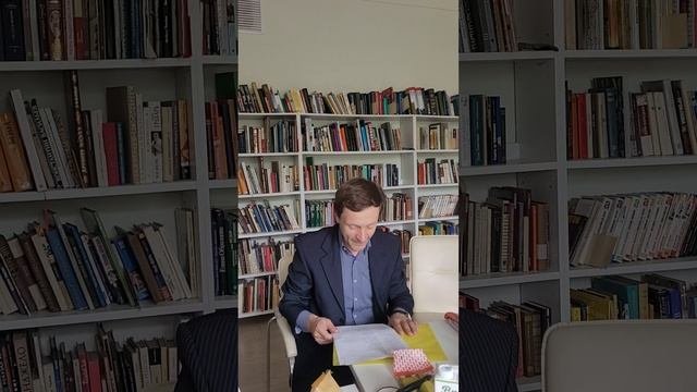 Писатель Юрий Тубольцев читает  стихи и афоризмы Москва Май 2025 г. Эпизод (4)
