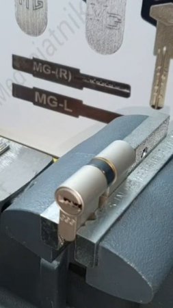 Вскрытие замка AGB 6pin с помощью самоимпресии +38093 3008410 WHATSAPP #cisa #topolino #medvejatnik