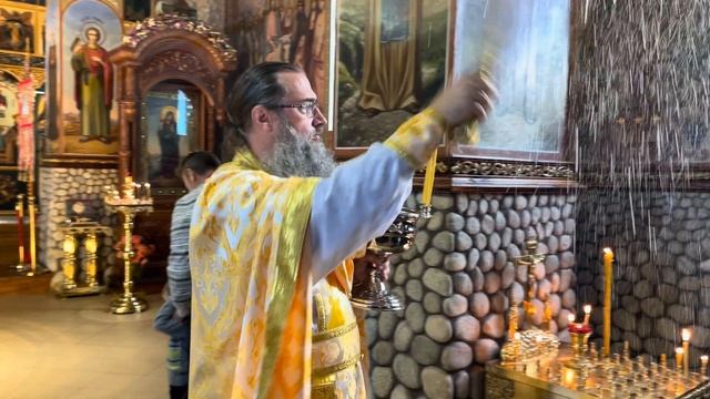 Молебен перед чтимой иконой Пресвятой Богородицы