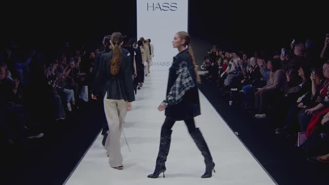 МОДНЫЙ ПОКАЗ | бренд HASS | Выставка дизайна и моды СРМ — Collection Première Moscow 2025