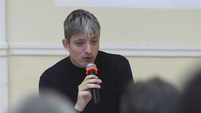 Встреча с поэтом Александром Лошкарёвым
