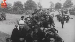 «Отправка иностранцев, освобождённых из лагеря» (кинолетопись, 1945 г., ЦСДФ).