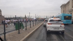 Опять бегут в центре Питера (24.05.2025)