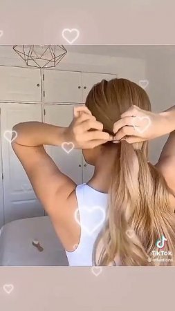 #Красивая прическа на средние волосы#