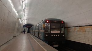 Лубянка-Охотный ряд метро