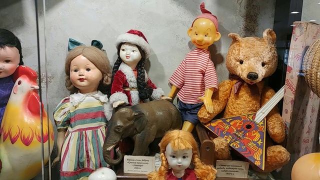 2. Кукольный дом.
