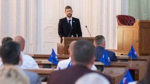 Сенатор России Александр Волошин выступил в Народном Совете с отчетом о деятельности за 2024 год