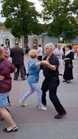ТАНЦЫ НА ПРИМОРСКОМ БУЛЬВАРЕ. СЕВАСТОПОЛЬСКИЙ ВАЛЬС.  #Севастополь