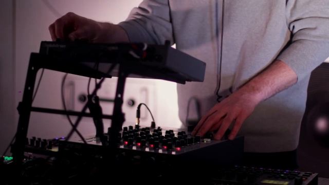 Tom Ellis (Soulstatejazz) - Yoyaku live session