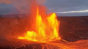 Красочные кадры извержения вулкана Килауэа на Гавайях