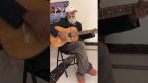 Бехтарин навозиши гитара. Оханги Далер Назар.