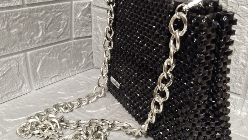 Сумочка из квадратных бусин 👛
