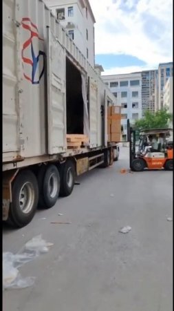 Погрузка в Гуанчжоу